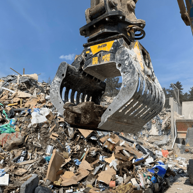 Excavator Grapple - MB-G600 S4 – Diamond Tool Store